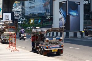Top 10 Tips for Riding Tuk Tuks in Thailand Like a Pro